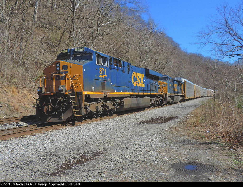 CSX 871 and 7784